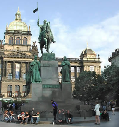 Wenceslas Square in Prague - Photo 3 - Prague Experience
